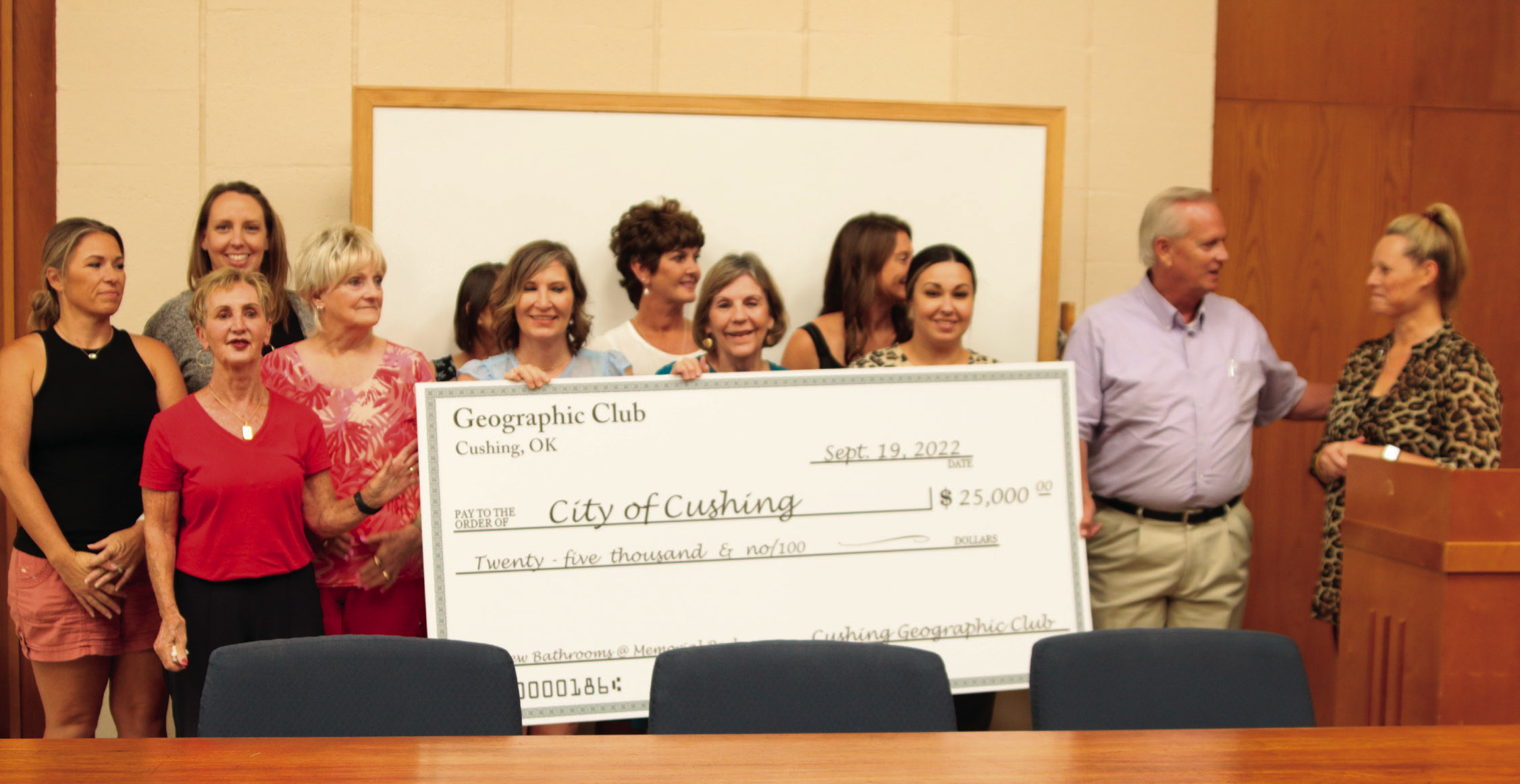 Geographic Club donates to Memorial Park | Cushing Citizen
